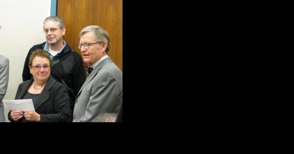 Anita Hopper wins The 2012 Distinguished Scholar Award | Department of ...